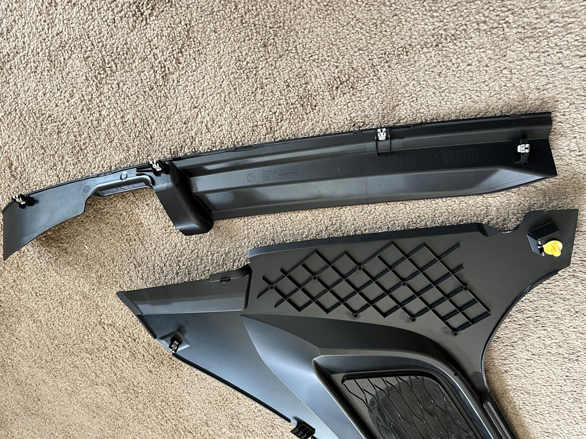 Part Number / Picture of clip that holds battery cover on in the Frunk ...