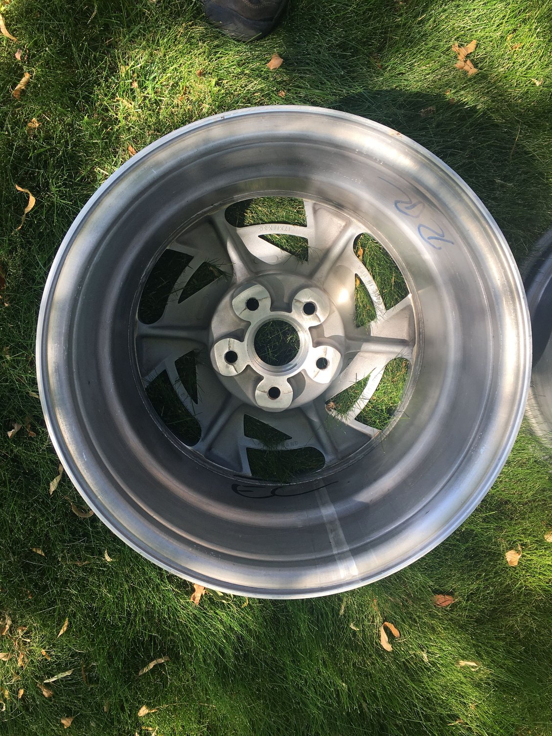 FS (For Sale) 1990 Rear ZR1 17x11 wheels - CorvetteForum - Chevrolet ...