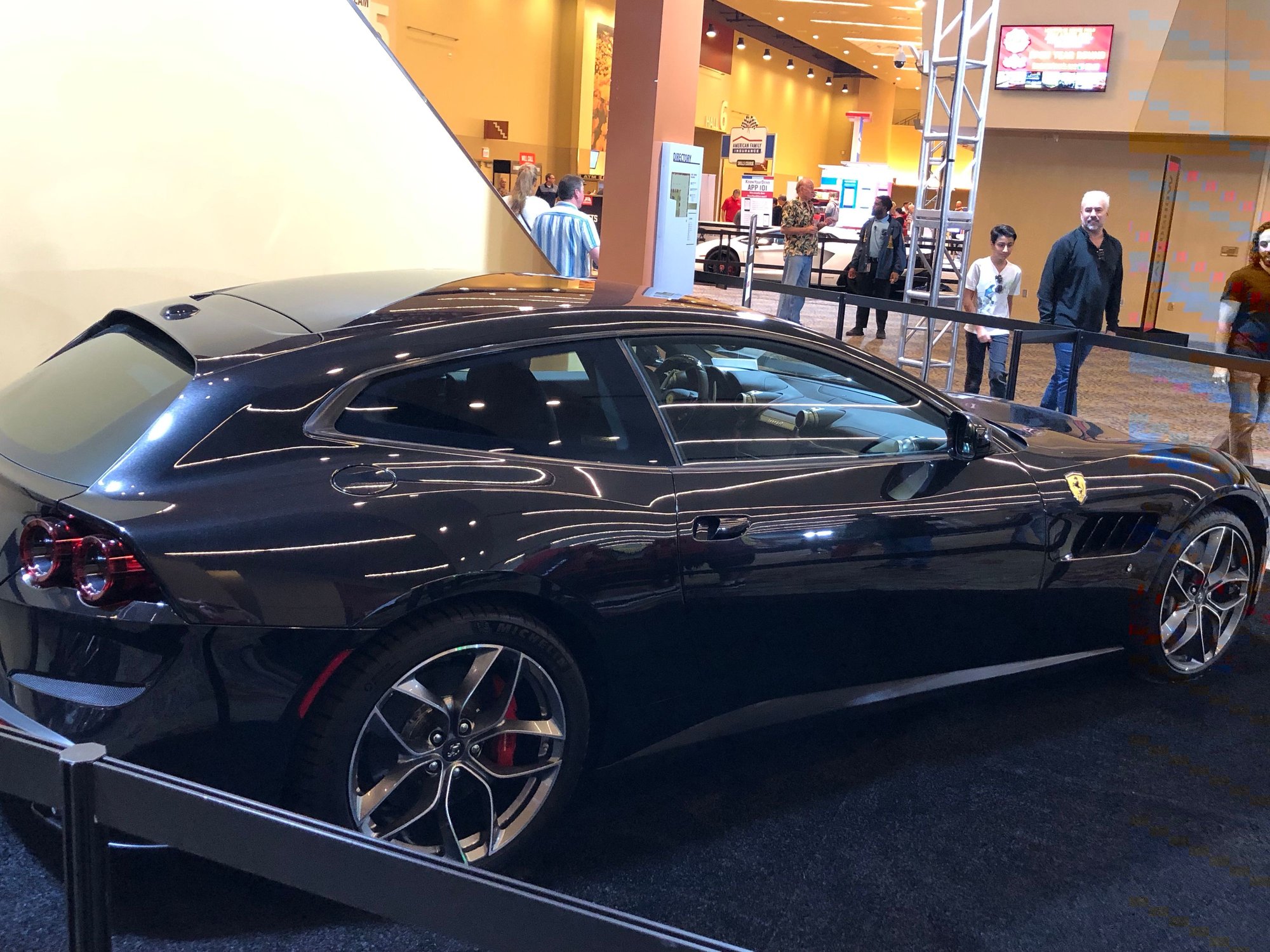 Phoenix Auto Show Sunday.... - CorvetteForum - Chevrolet Corvette Forum ...