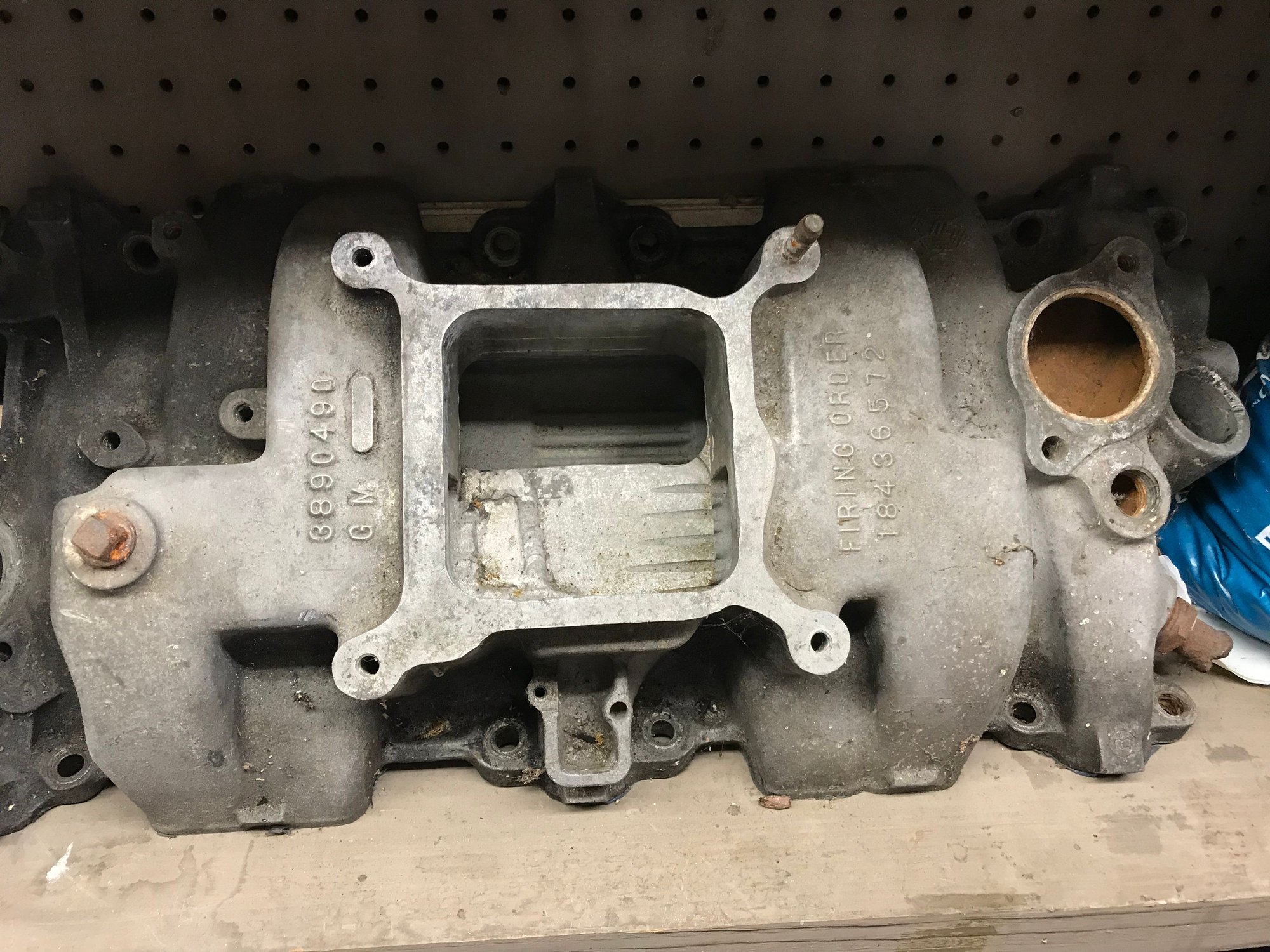 C2 Aluminum 327 Intake Manifold (3890490) - Can it be saved ...
