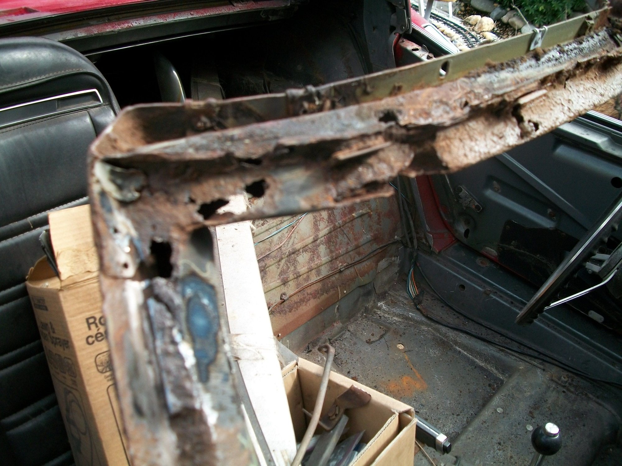Severity of Windshield Frame Rust? - CorvetteForum - Chevrolet Corvette ...