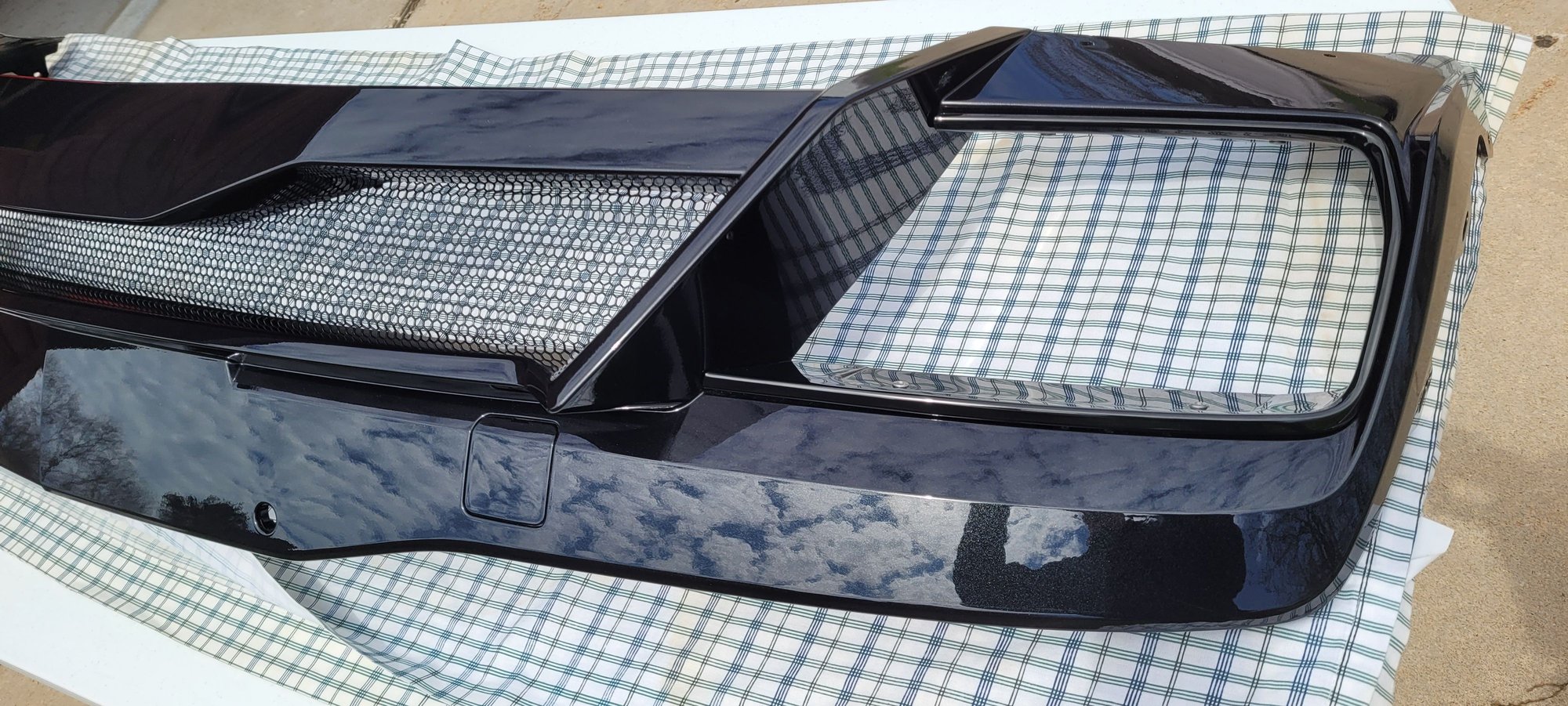 FS (For Sale) C8 Stingray rear lower cover (fascia) - CorvetteForum ...