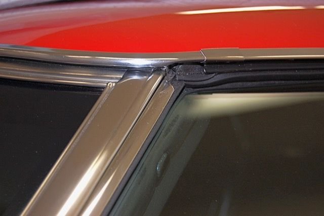 How should the windows seal on a 73 - CorvetteForum - Chevrolet ...