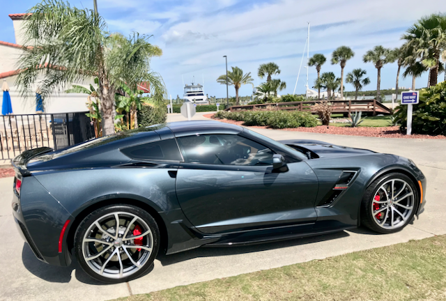 The C7 side profile is much nicer vs C8 - Page 2 - CorvetteForum ...