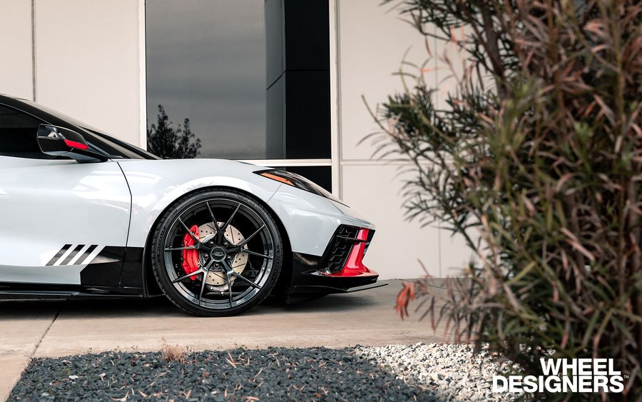 Wrapped and Lowered Corvette C8 on Forgedlite MC5 Phtoshoot ...