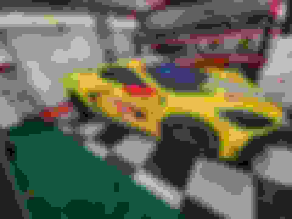 C8R Cover - CorvetteForum - Chevrolet Corvette Forum Discussion