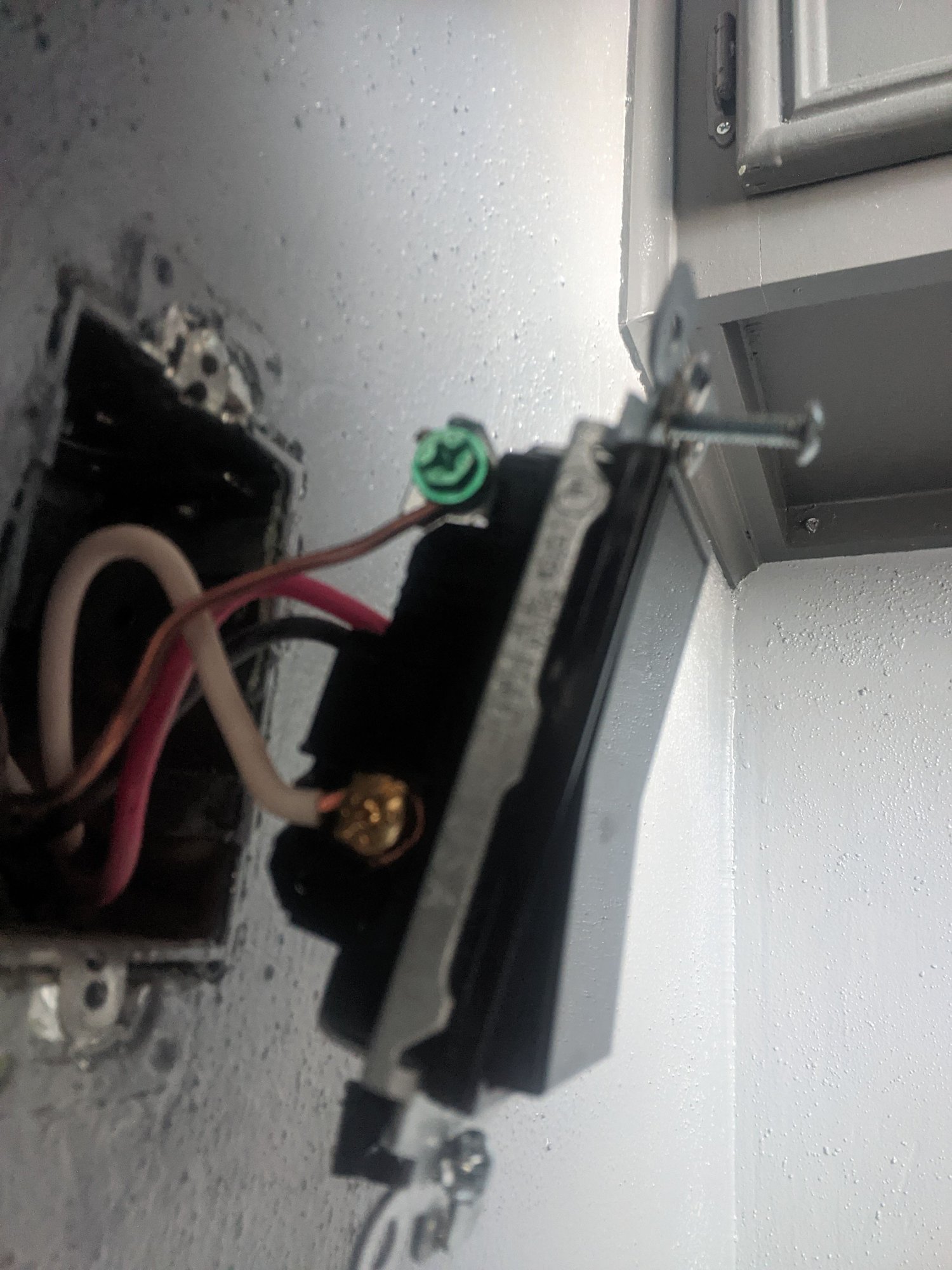 Converting Three Way Switch to Receptacle - DoItYourself.com Community Forums