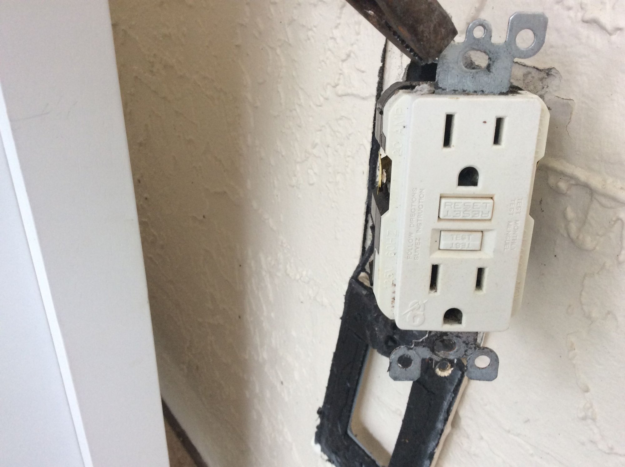 Do I need a new GFCI electrical outlet? - DoItYourself.com Community Forums