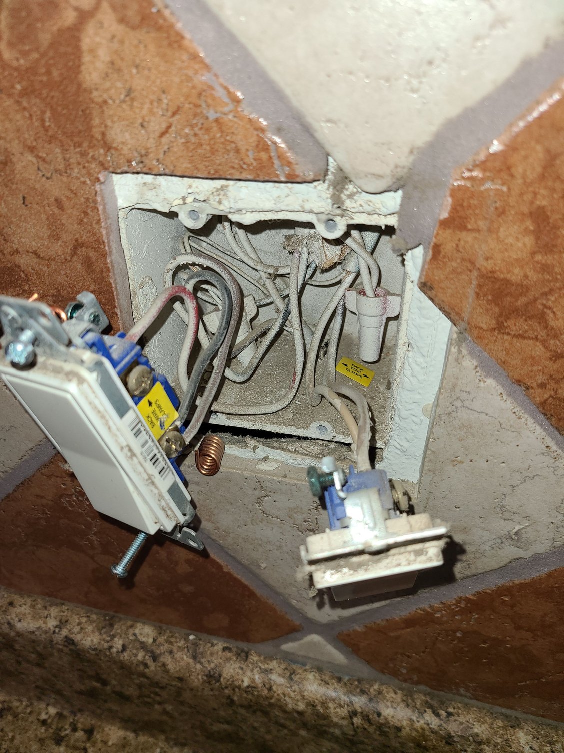 Questions regarding adding outlets - DoItYourself.com Community Forums