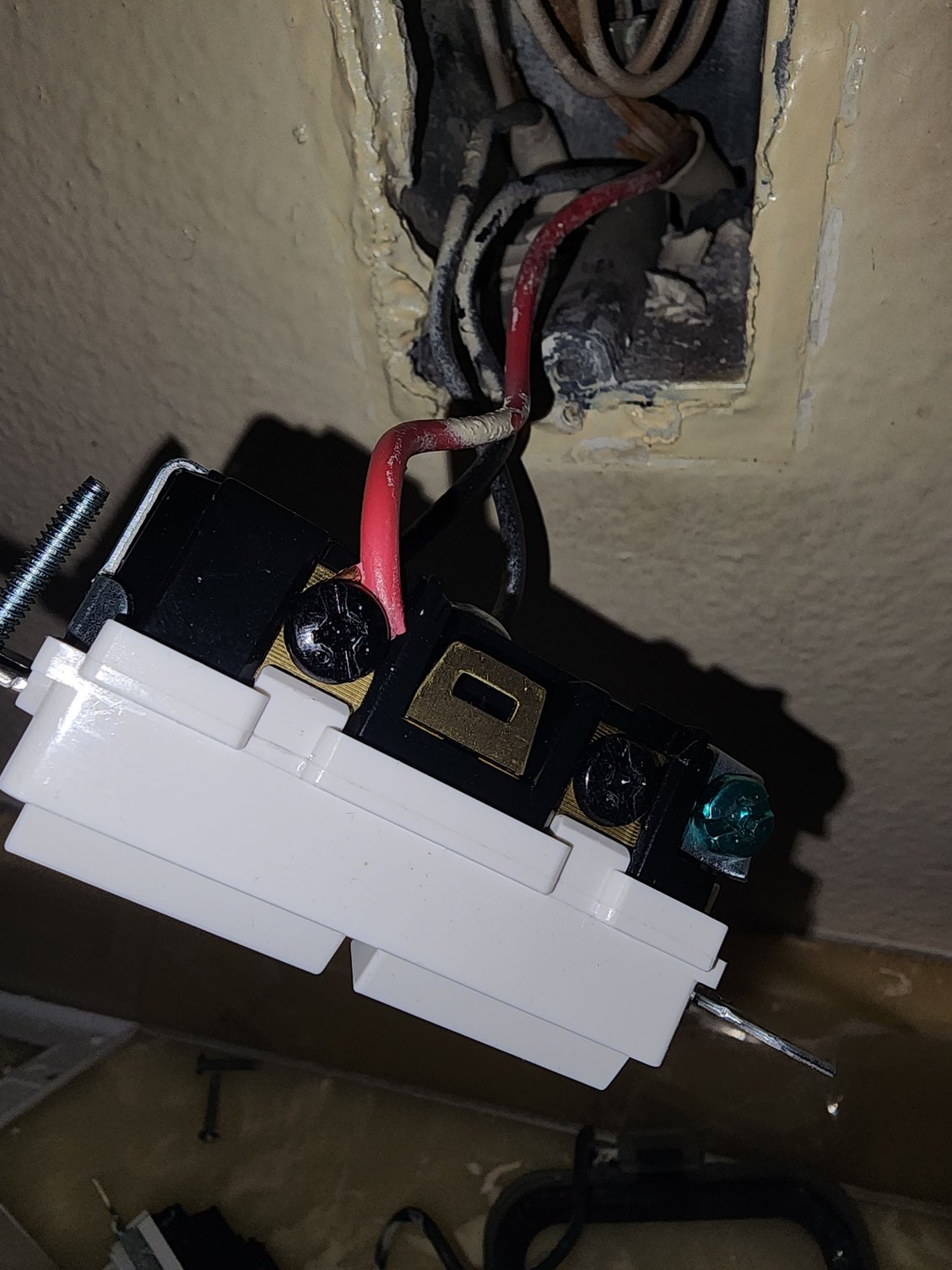 Splitting a bathroom's fan and light into two switches - DoItYourself.com Community Forums