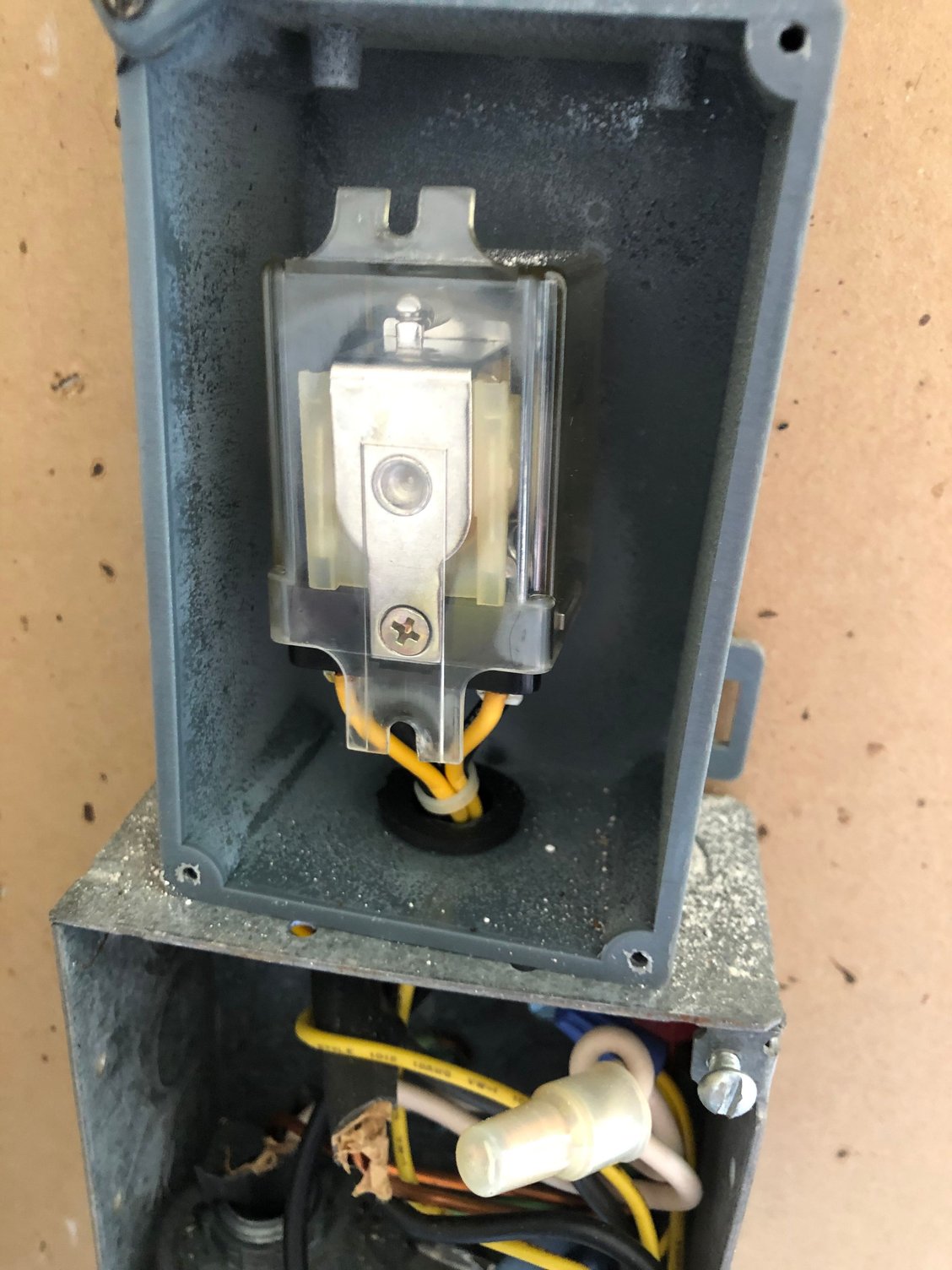 Electric HW tank Wiring - DoItYourself.com Community Forums