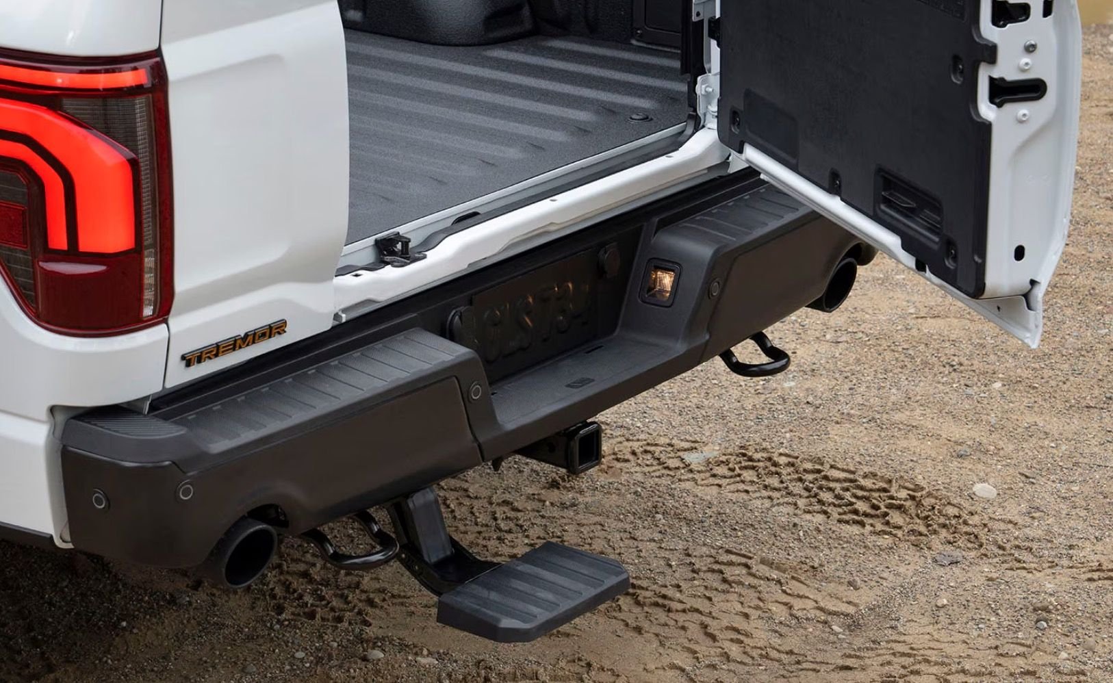 2024 Lariat 'center mounted retractable bumper step is unavailabe ...