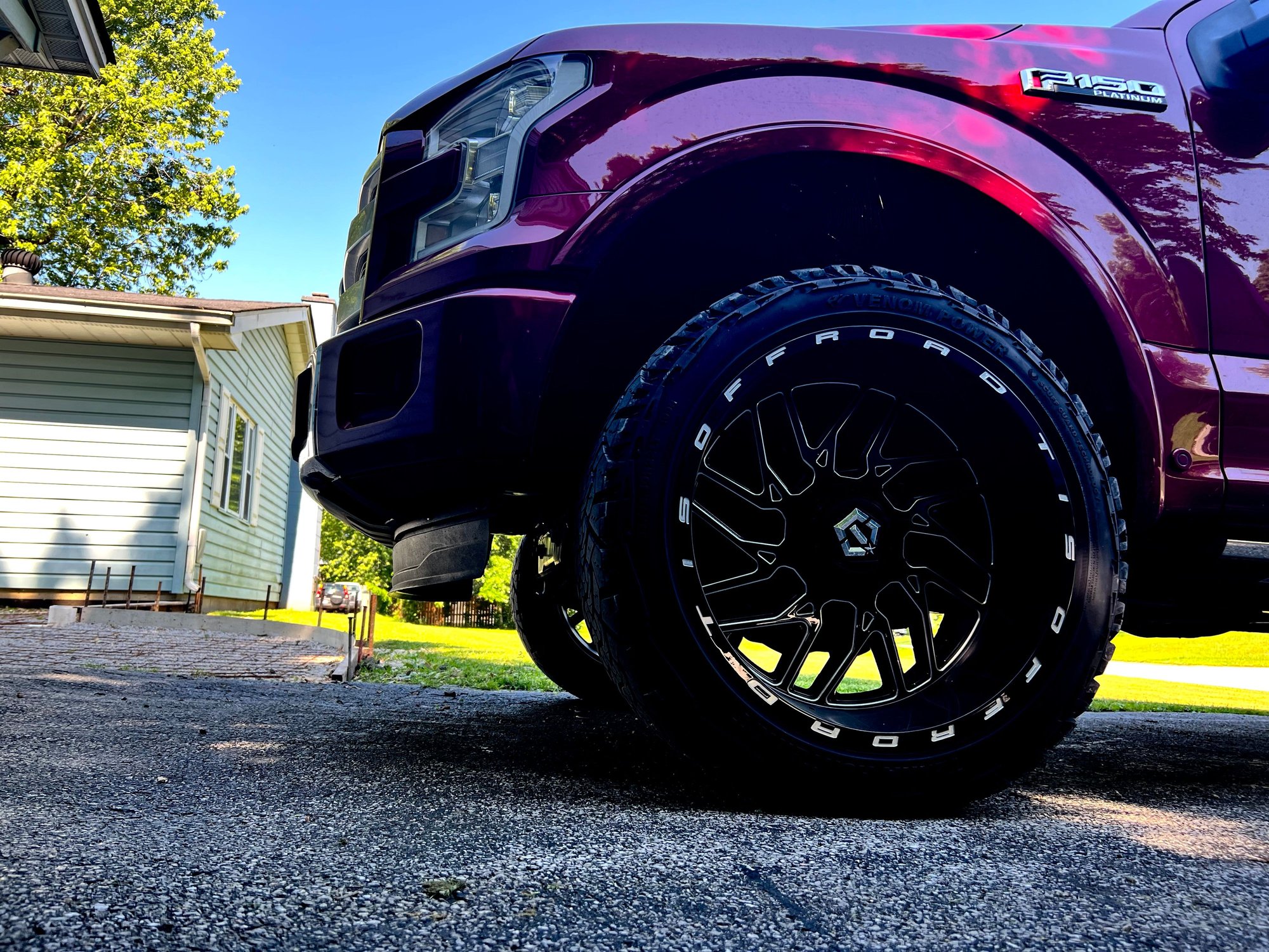 North Central For sale wheels and tires 22x12 tis 544bm with venom xt ...