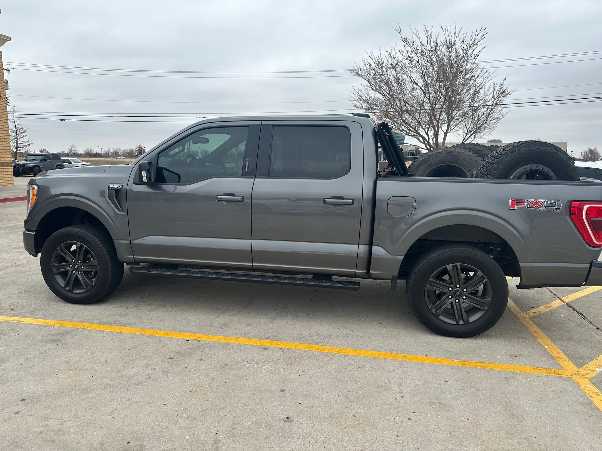 23 Raptor Wheels & Tires on 21 Leveled XLT - Ford F150 Forum ...