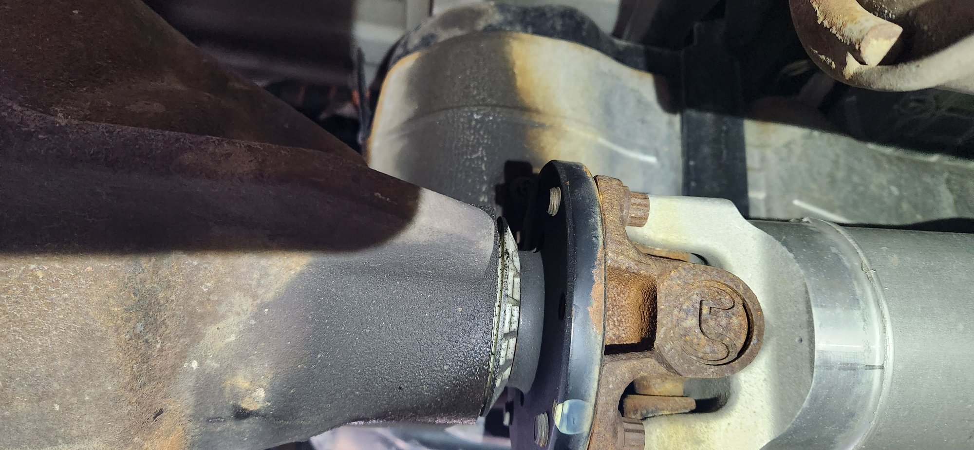 Leaking rear-end - Ford F150 Forum - Community of Ford Truck Fans