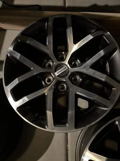 Southwest FS: 2018 Ford Raptor OEM wheels silver machined black wheels ...