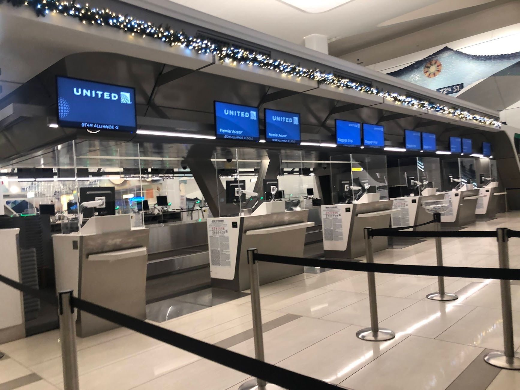 New United signage at SFO check in lobby - Page 4 - FlyerTalk Forums