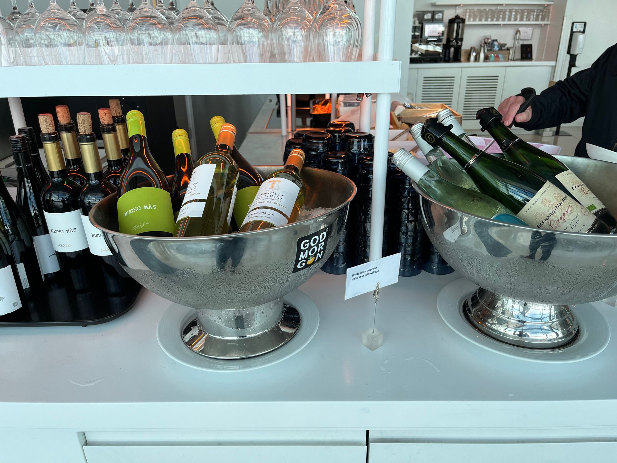 AY Schengen lounge at HEL - Lounge closed and replaced with new july ...