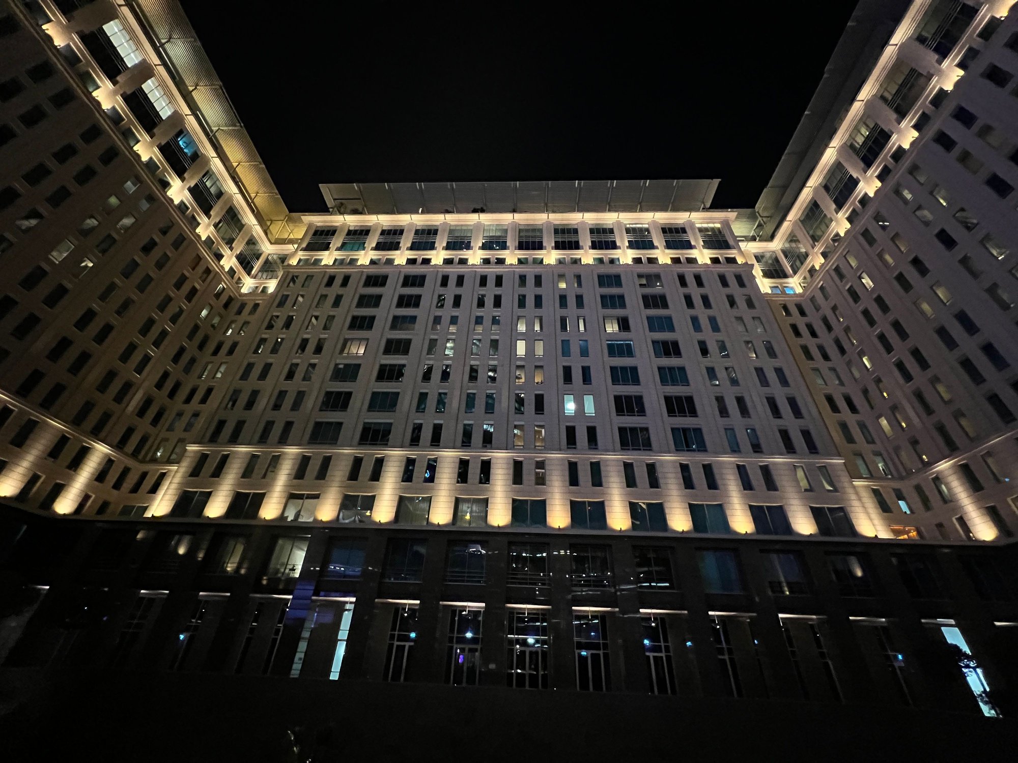 The Ritz-Carlton Dubai International Financial Centre (DIFC), UAE ...