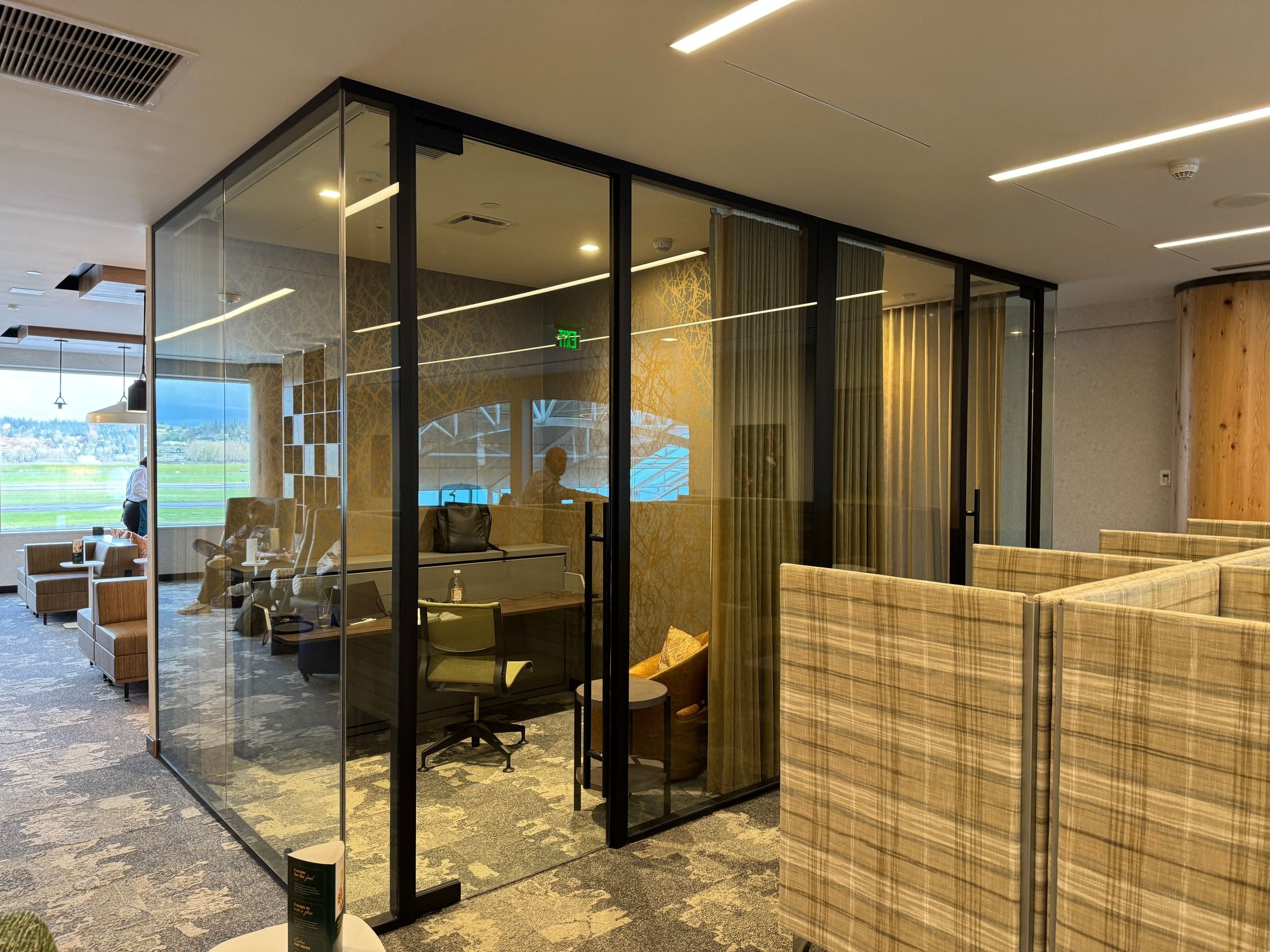 Escape Lounge Portland, Oregon (PDX) now open - FlyerTalk Forums