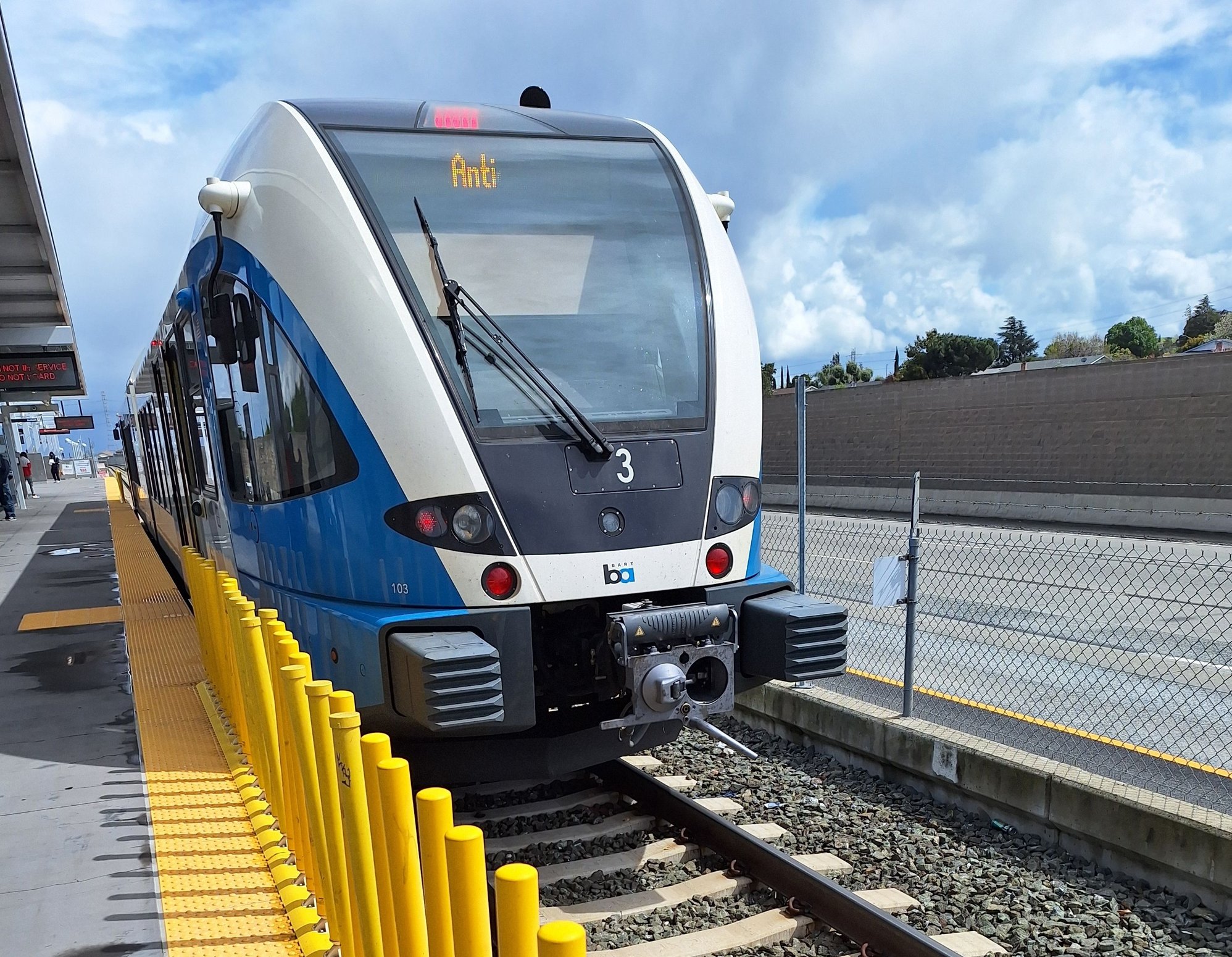 Eight days in San Francisco CHC-SFO on a United 787-8 - FlyerTalk Forums