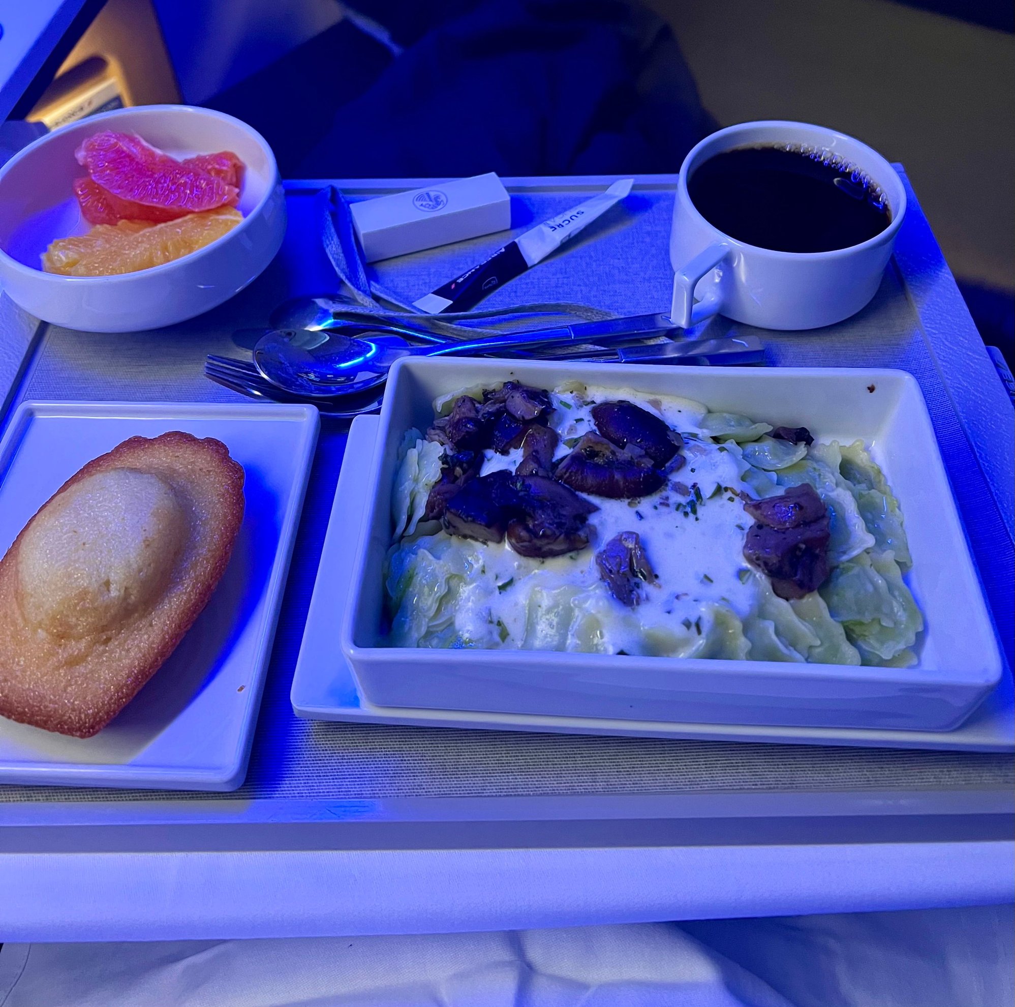 The AF long-haul business class catering photo thread - Page 38 ...