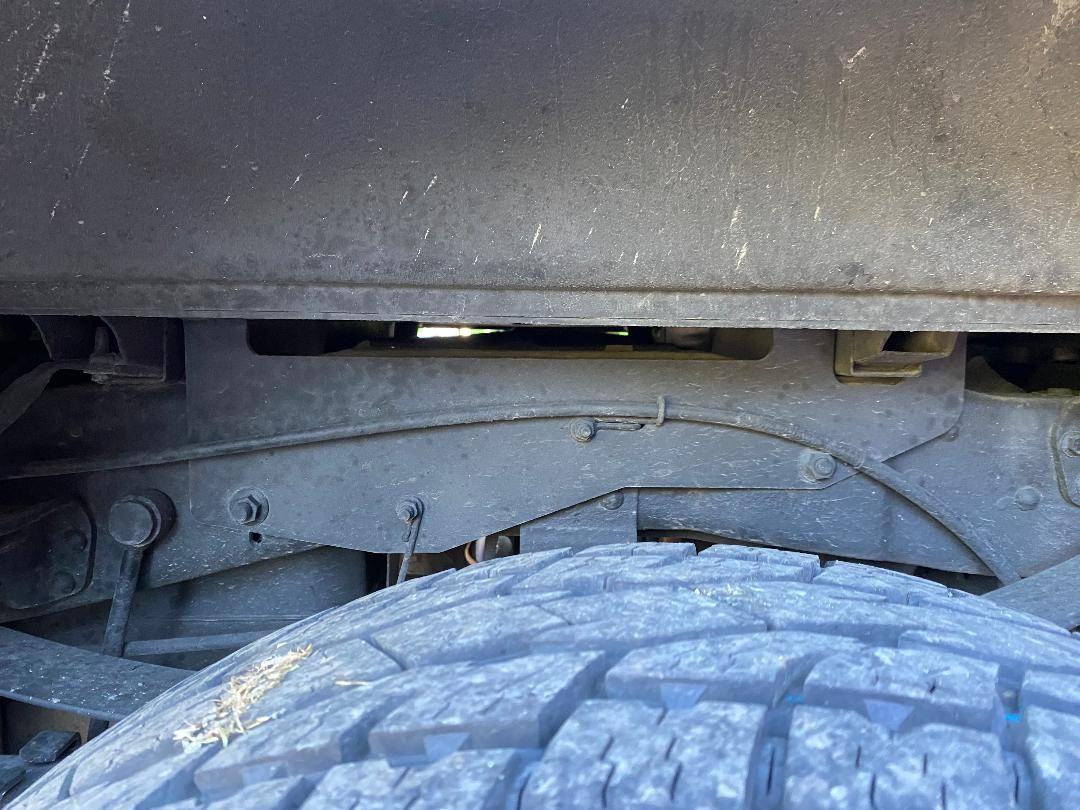 Fifth wheel rails not bolted to frame - Ford Truck Enthusiasts Forums