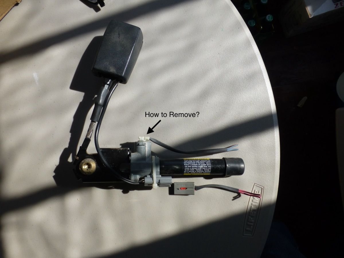 2001 E-150 Seat belt sensor repair - Page 2 - Ford Truck Enthusiasts Forums