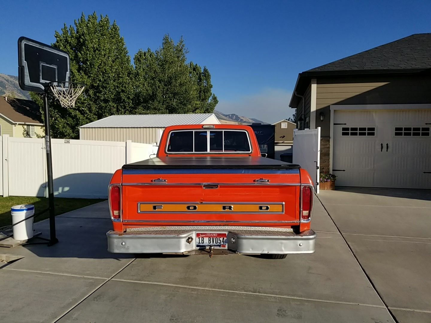 Free Wheeling Tailgate Orange Paint Color - Ford Truck Enthusiasts Forums