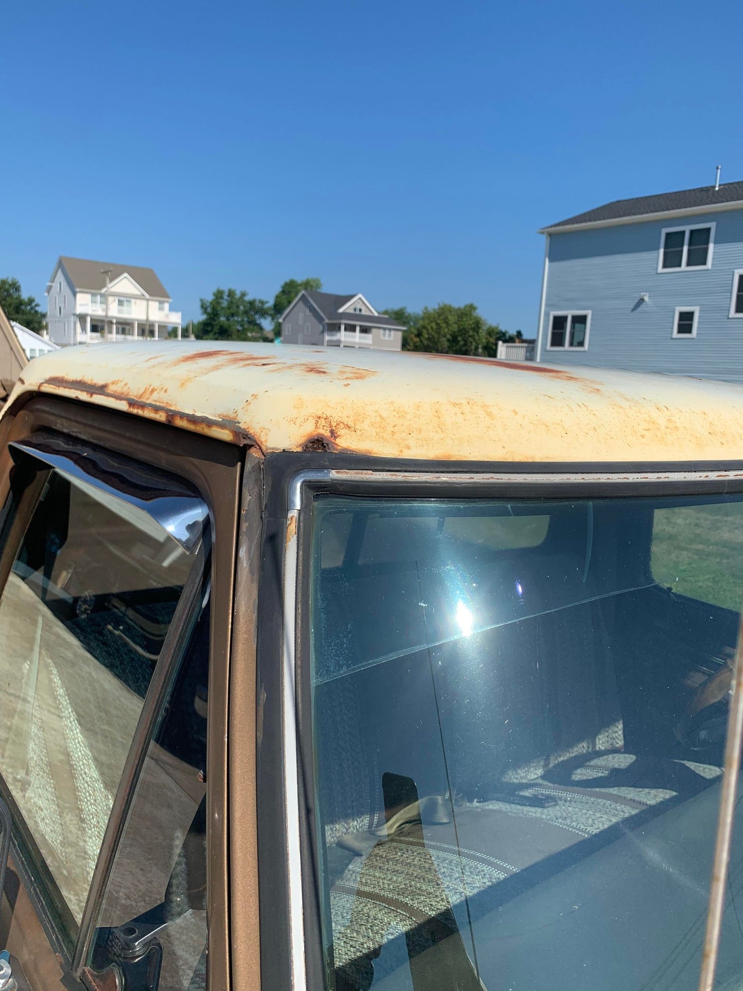 Cab rust above windshield seal? - Ford Truck Enthusiasts Forums