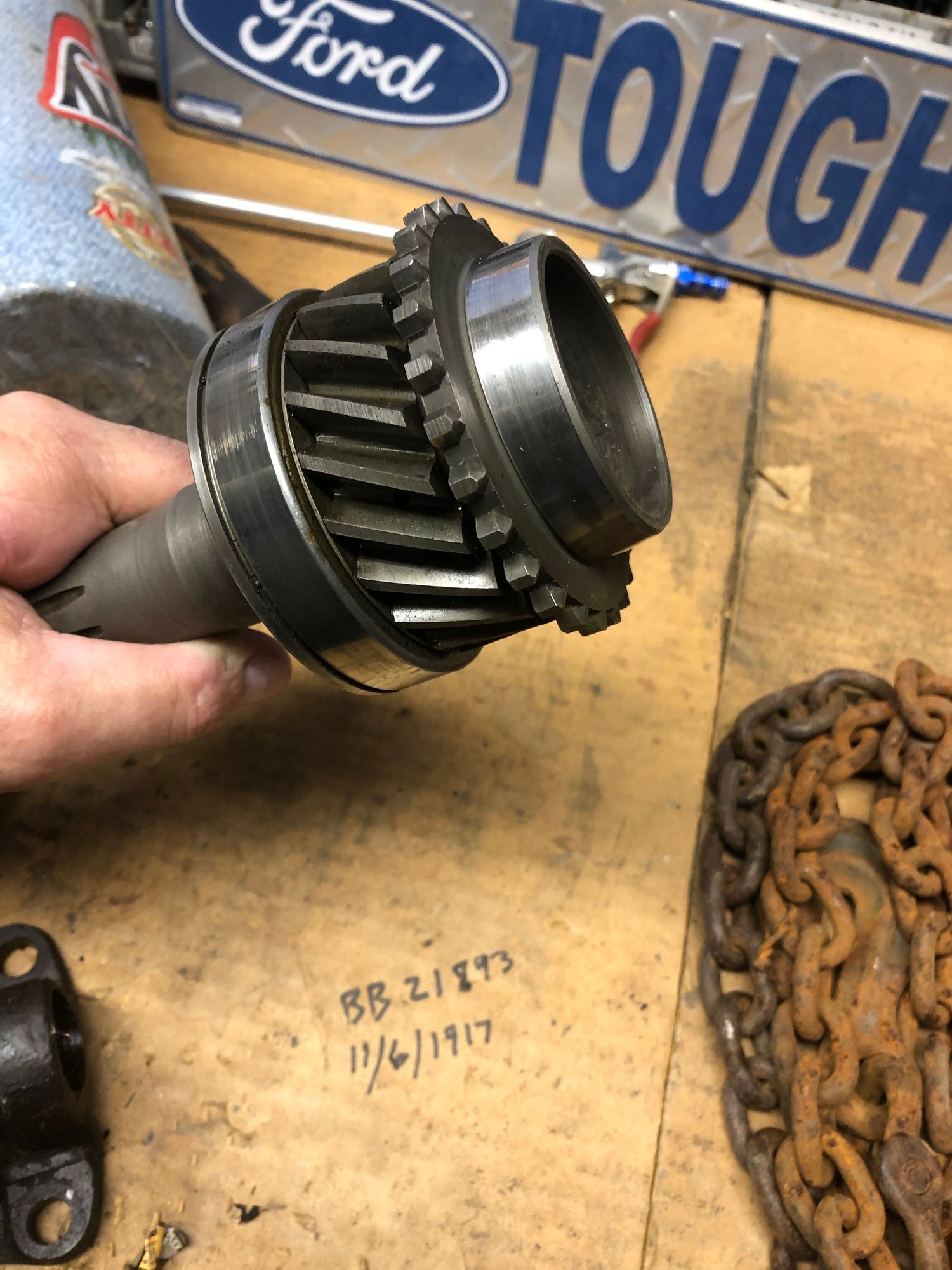 T87D HD 3 Speed top loader main Drive gear bearing - Ford Truck ...