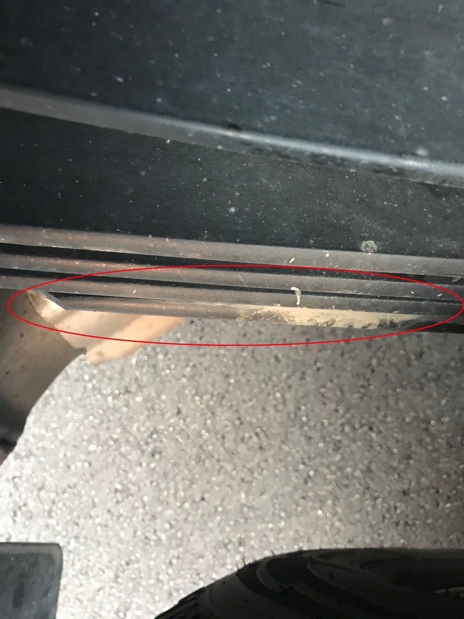 Drivers side leaf spring shifted - Ford Truck Enthusiasts Forums