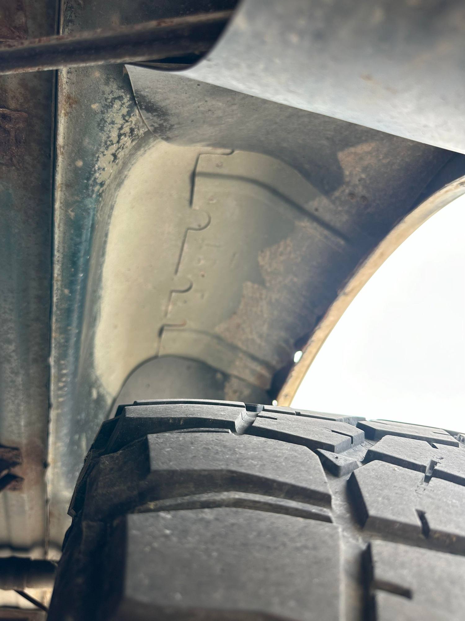 Who here has went with fender flares to cover wheel well rust? - Ford ...