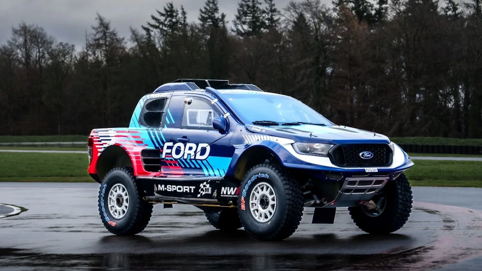 Here’s the Ranger That Will Mark Ford’s Debut at Dakar - Ford Truck ...