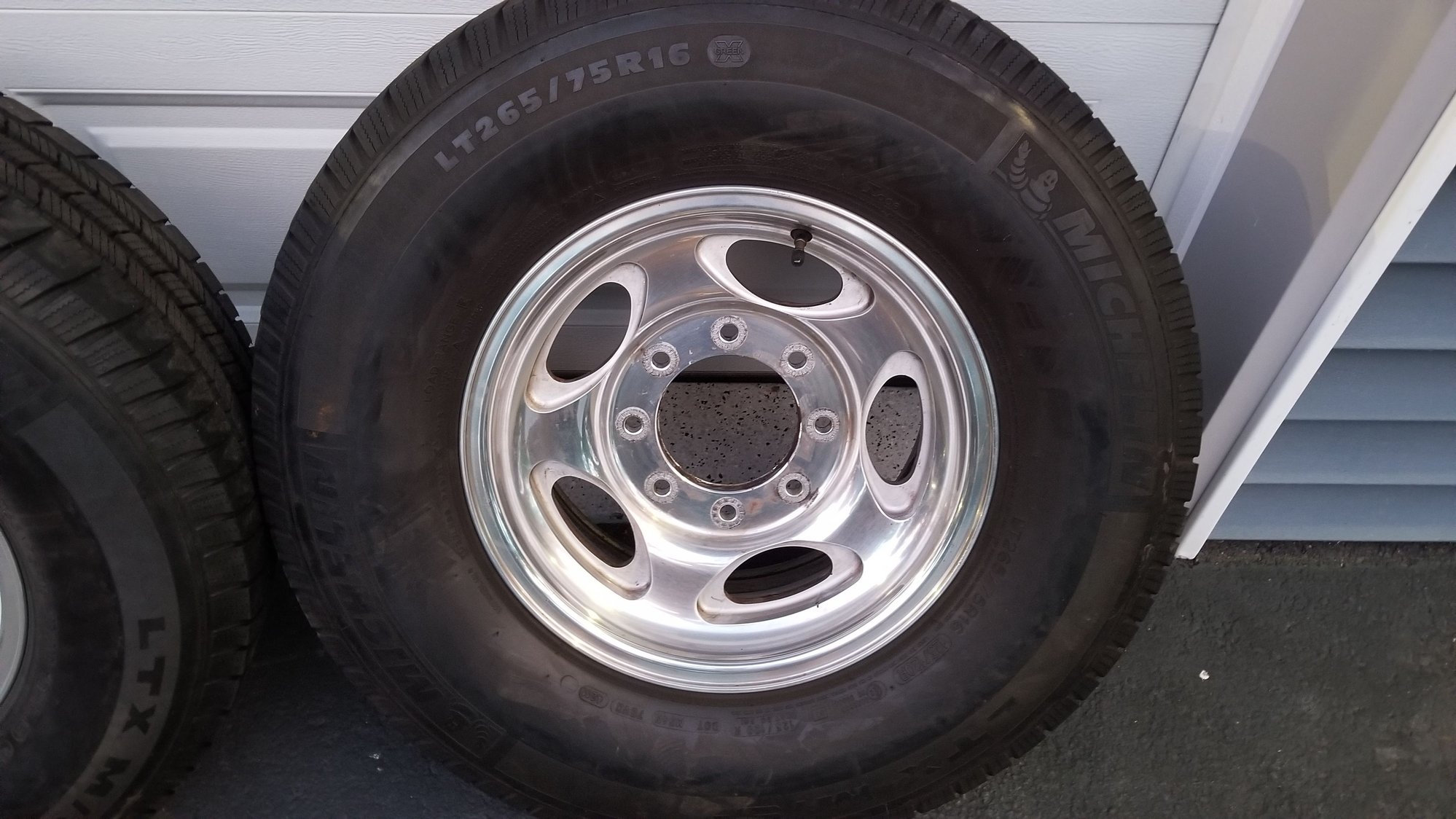 Ford Excursion OEM rims with Michelin Tires - Ford Truck Enthusiasts Forums