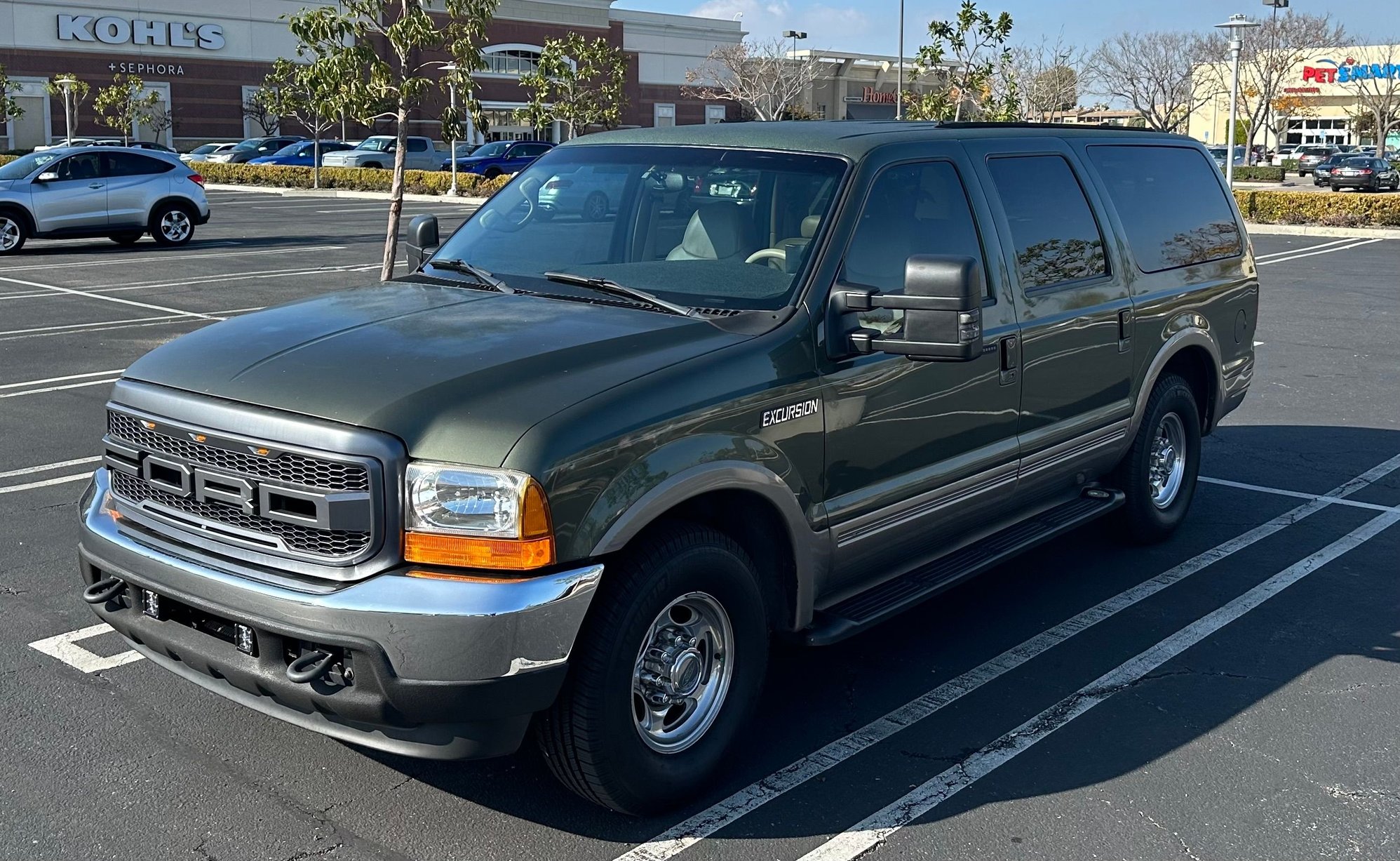 Excursion Roof Paint - Ford Truck Enthusiasts Forums