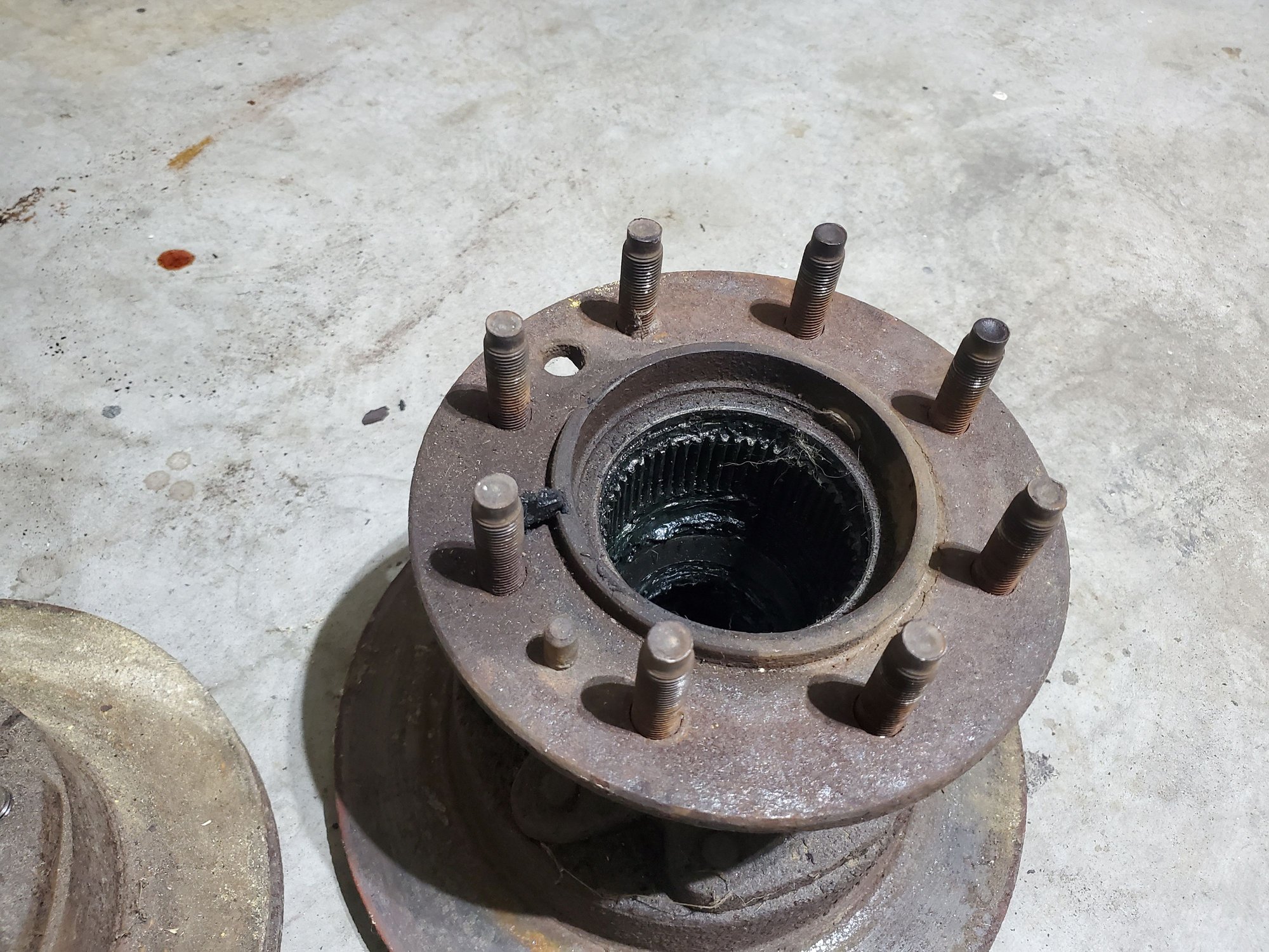 Dana 60 4x4 Dually Front hub - Ford Truck Enthusiasts Forums