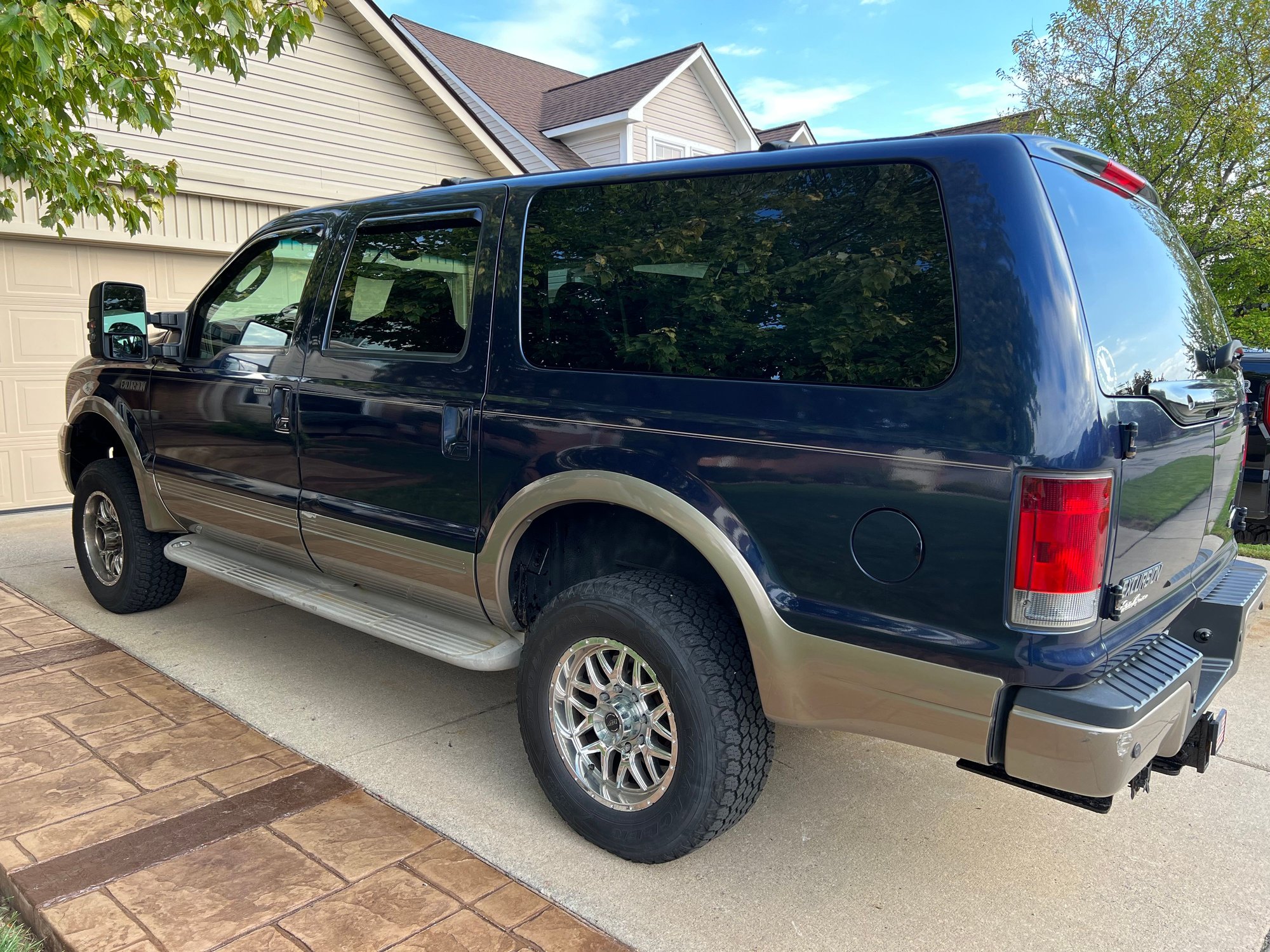 2005 Excursion Eddie Bauer 4WD 6.8 - Ford Truck Enthusiasts Forums