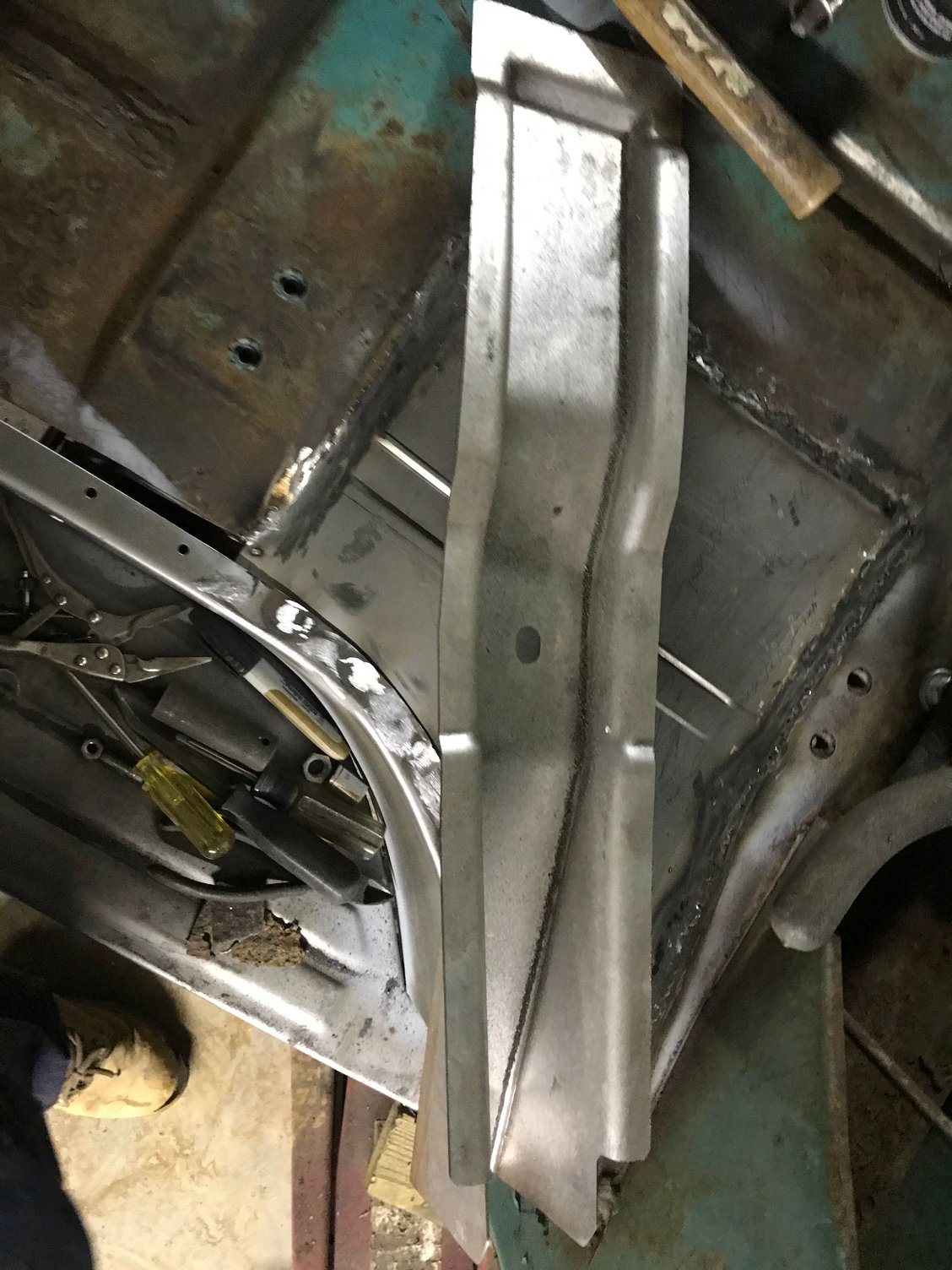 cab supports--floor braces--new correct style - Ford Truck Enthusiasts ...