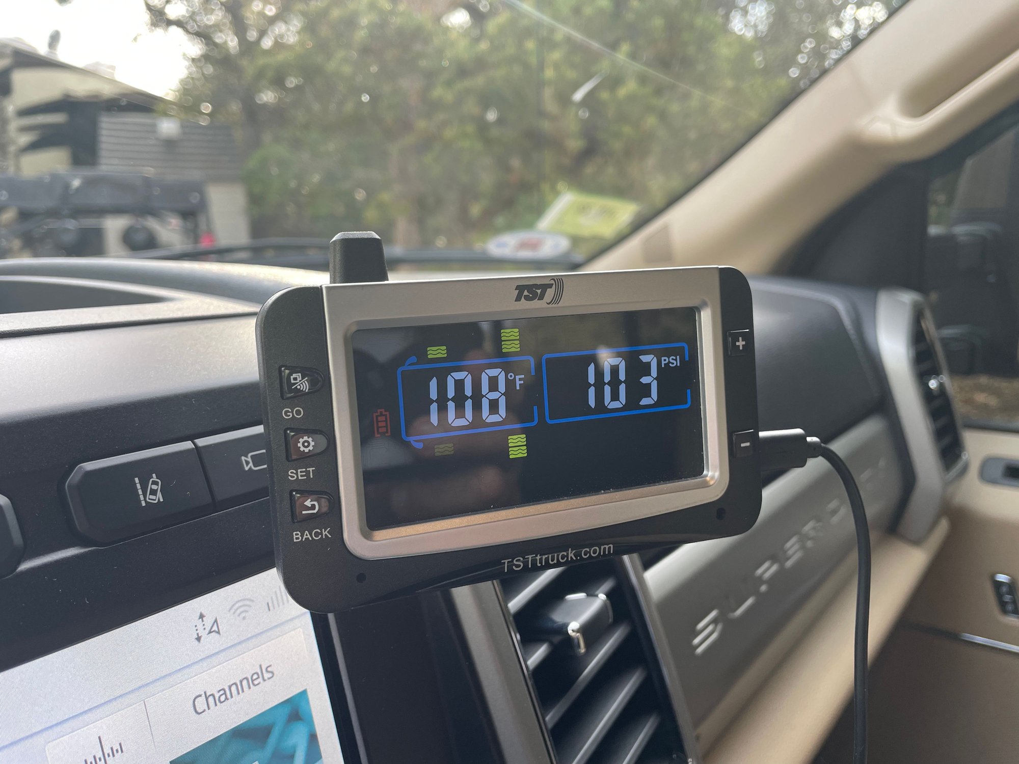 TPMS activated on 21 450 - Ford Truck Enthusiasts Forums