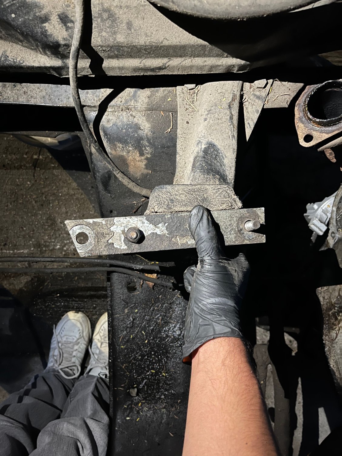 Engine perch tower correct? - Ford Truck Enthusiasts Forums