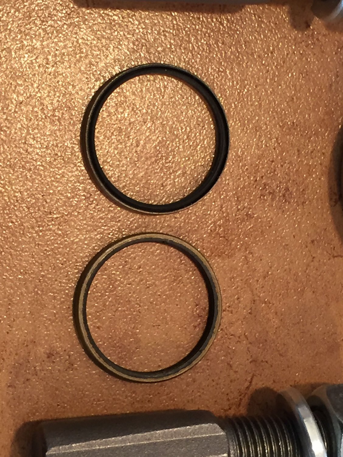 King Pin remplacement on a F100-1979 - Ford Truck Enthusiasts Forums