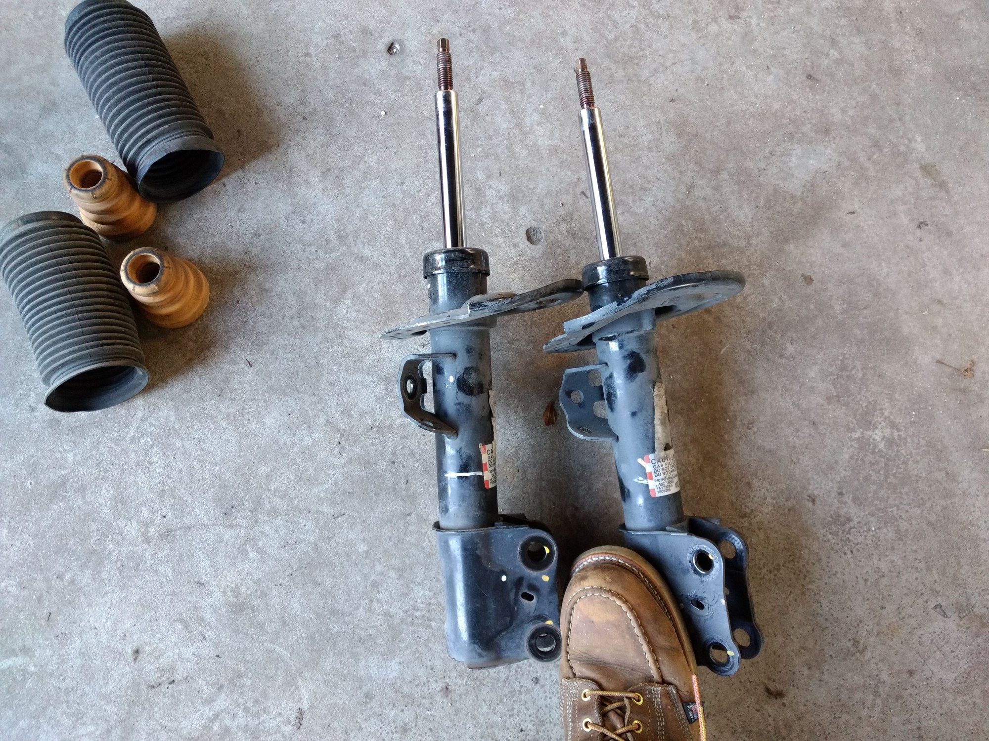 Bent struts? (daughter's 2015 Mustang) - Ford Truck Enthusiasts Forums