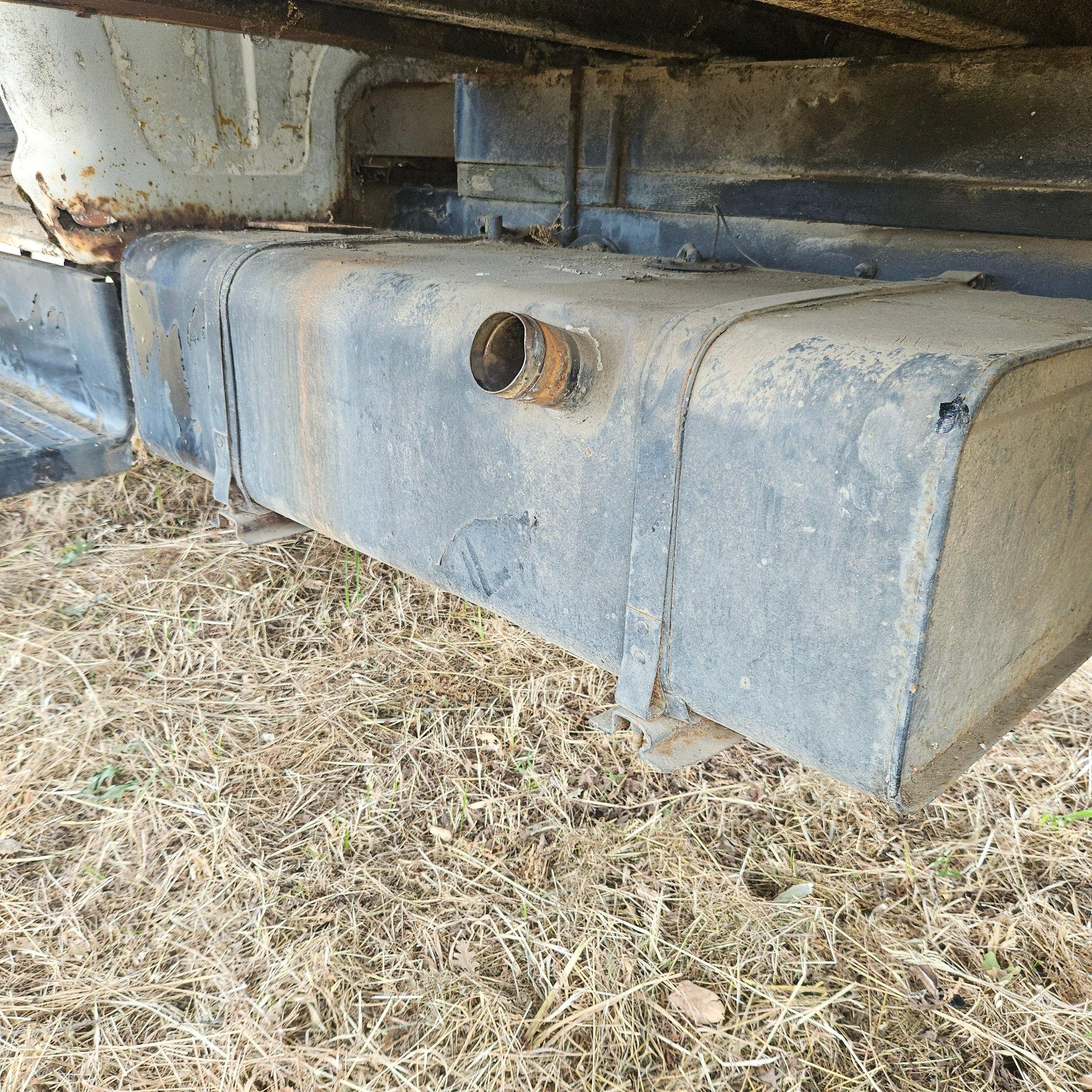 1970 F600 side tank Cap - Ford Truck Enthusiasts Forums
