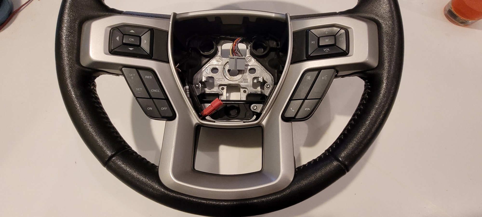 2017+ Super Duty Lariat Steering Wheel - Ford Truck Enthusiasts Forums