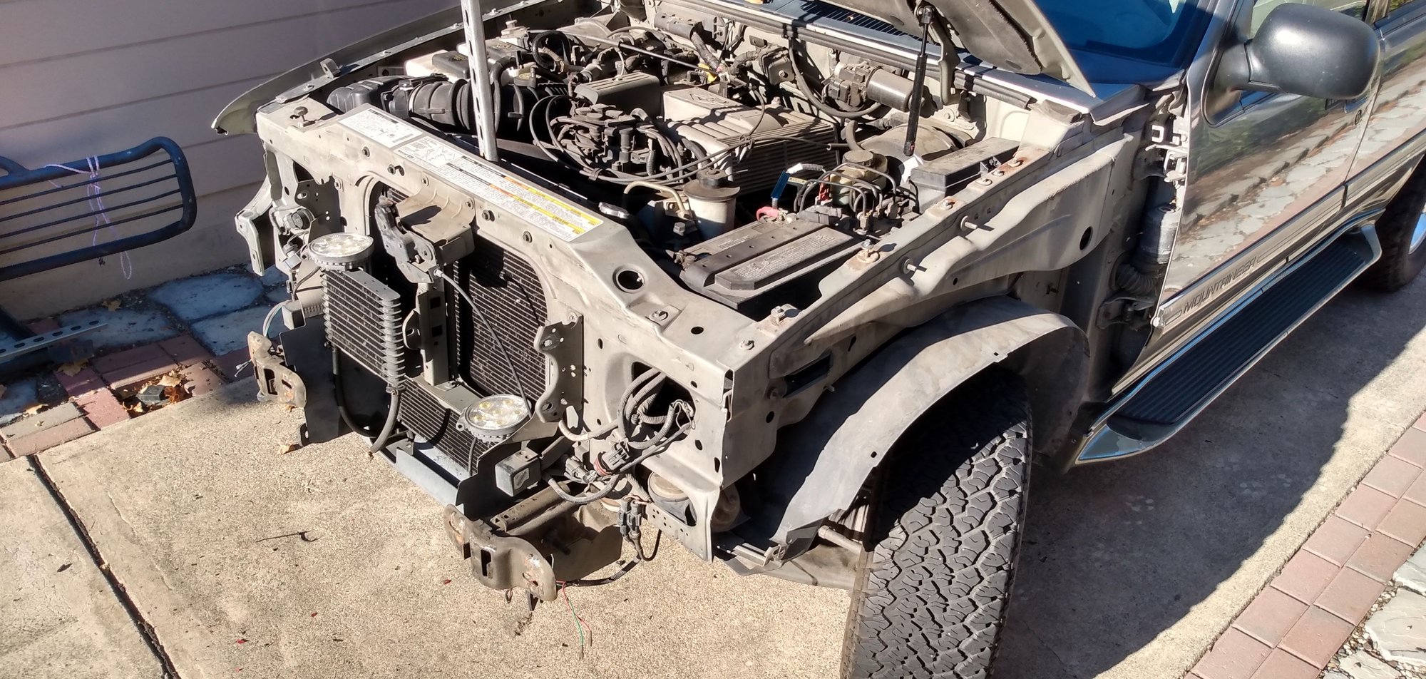 Mountaineer to Explorer front end conversion - Ford Truck Enthusiasts ...