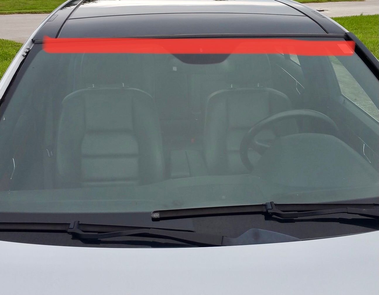 W204 Front Windshield Moulding /Trim - MBWorld.org Forums