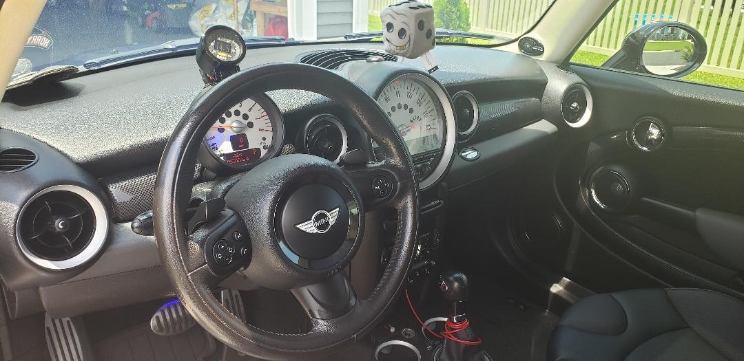 R56 For Sale 2011 R56 Many Extra Mods, 5000 Miles - North American Motoring