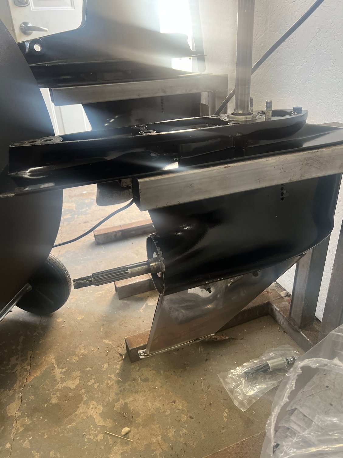 Brave one lower unit - Offshoreonly.com