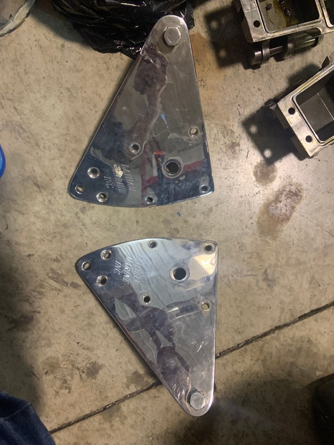 Extension box (Neutral) for Bravo 1 setup - Offshoreonly.com